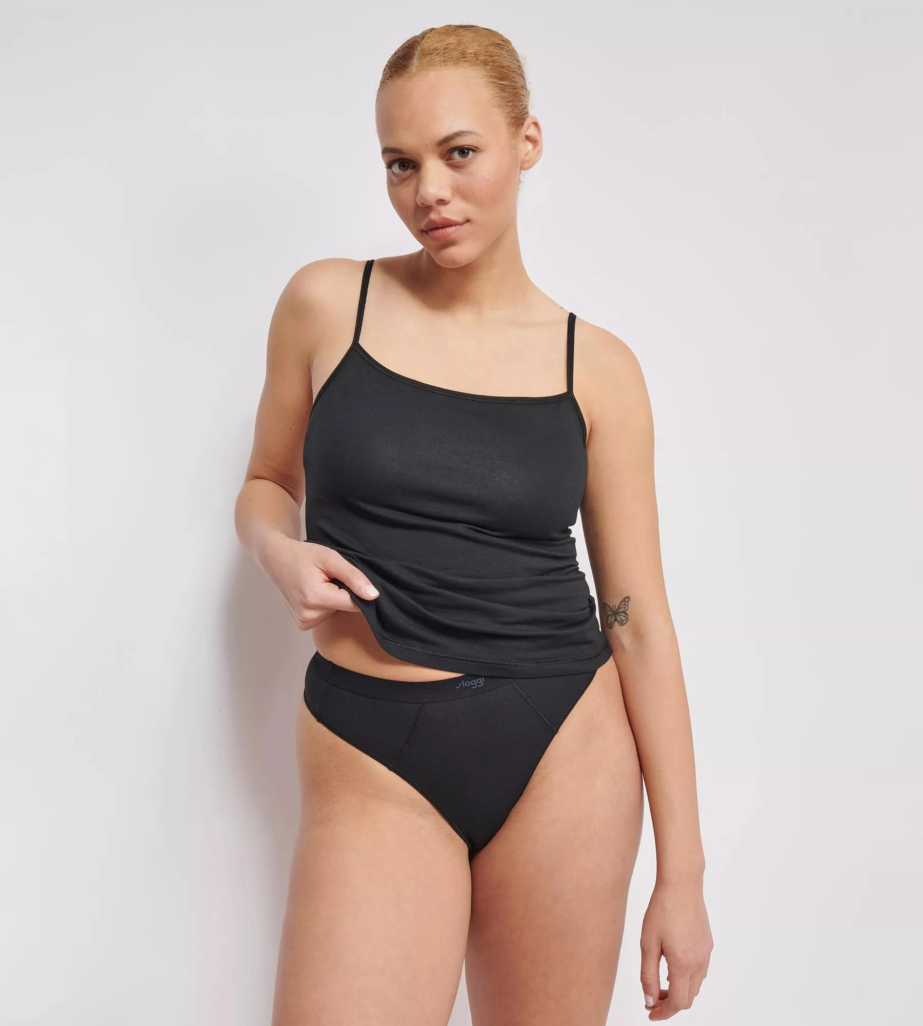 Majtki sloggi EVER Ease String kolor BLACK - bieliznazfantazja.pl